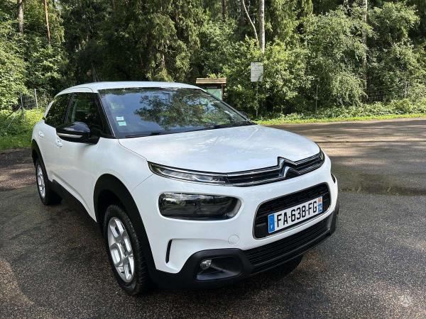 Balts Citroen C4 Cactus 2018 Tauragė, ar dzinēja tilpumu 1.20 L un nobraukumu 150 tūkst. km par 5250 €, foto 3 vietnē AUTOMOTO.COM.LV