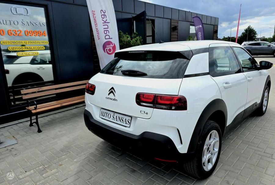 Balts Citroen C4 Cactus 2018 Tauragė, ar dzinēja tilpumu 1.56 L un nobraukumu 280 tūkst. km par 4500 €, foto 13 vietnē AUTOMOTO.COM.LV