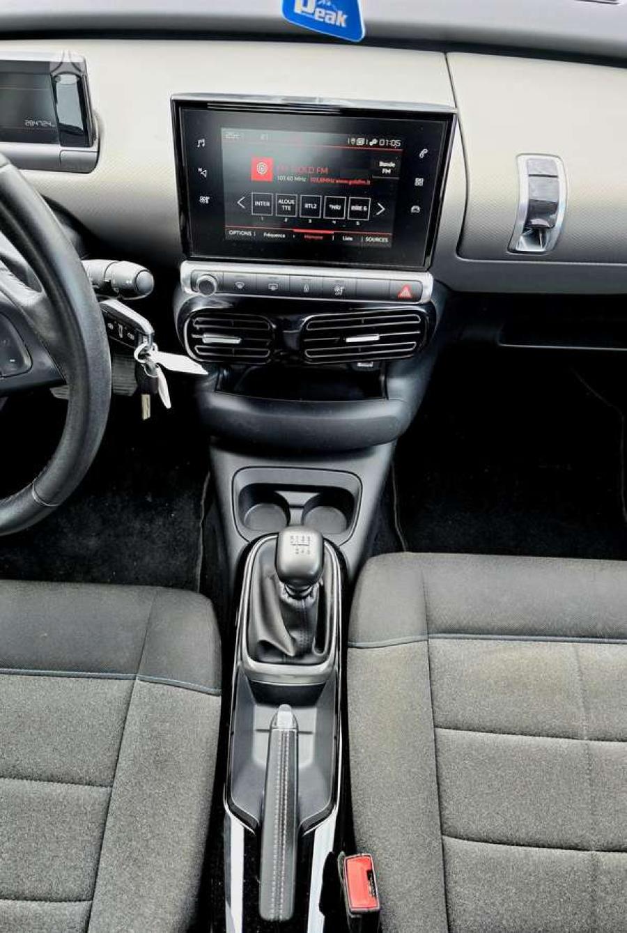 Balts Citroen C4 Cactus 2018 Tauragė, ar dzinēja tilpumu 1.56 L un nobraukumu 280 tūkst. km par 4500 €, foto 15 vietnē AUTOMOTO.COM.LV