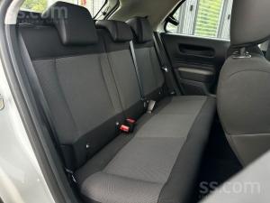 White Citroen C4 Cactus 2018 in Jelgava, with an engine capacity of 1.20 L and mileage of 0 thousand km for 7590 €, photo 13 on AUTOMOTO.COM.LV