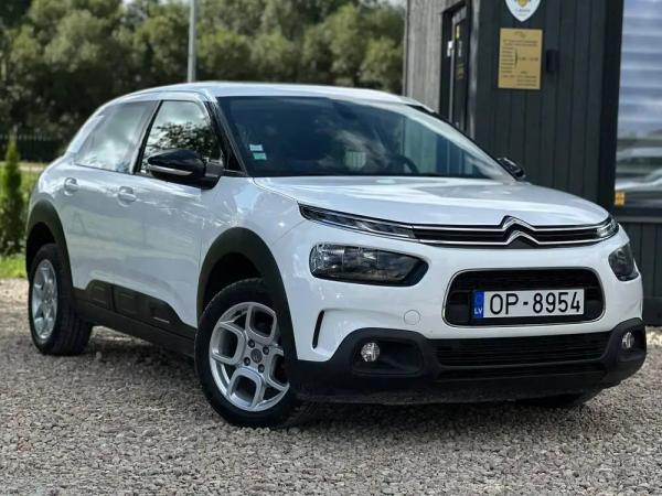 Balts Citroen C4 Cactus 2018 Jelgava, ar dzinēja tilpumu 1.20 L un nobraukumu 152 tūkst. km par 7590 €, foto 4 vietnē AUTOMOTO.COM.LV