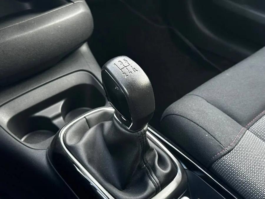 Balts Citroen C4 Cactus 2018 Jelgava, ar dzinēja tilpumu 1.20 L un nobraukumu 152 tūkst. km par 7590 €, foto 22 vietnē AUTOMOTO.COM.LV