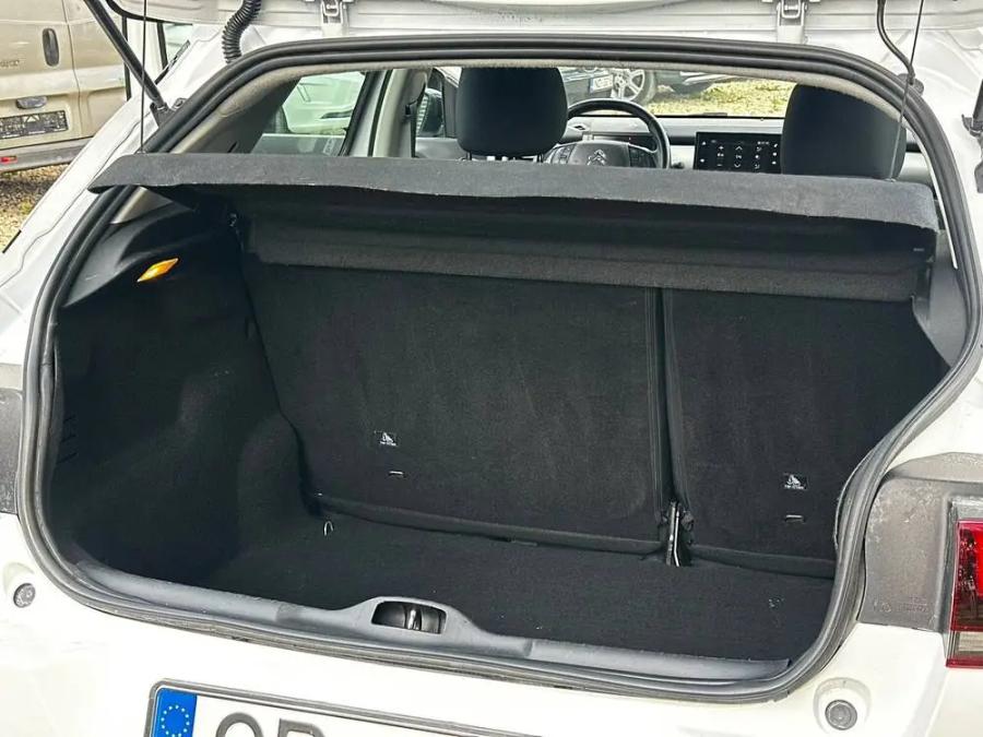 Balts Citroen C4 Cactus 2018 Jelgava, ar dzinēja tilpumu 1.20 L un nobraukumu 152 tūkst. km par 7590 €, foto 24 vietnē AUTOMOTO.COM.LV