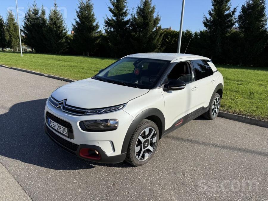 Balts Citroen C4 Cactus 2018 Rīga, ar dzinēja tilpumu 1.20 L un nobraukumu 120 tūkst. km par 8350 €, foto 1 vietnē AUTOMOTO.COM.LV
