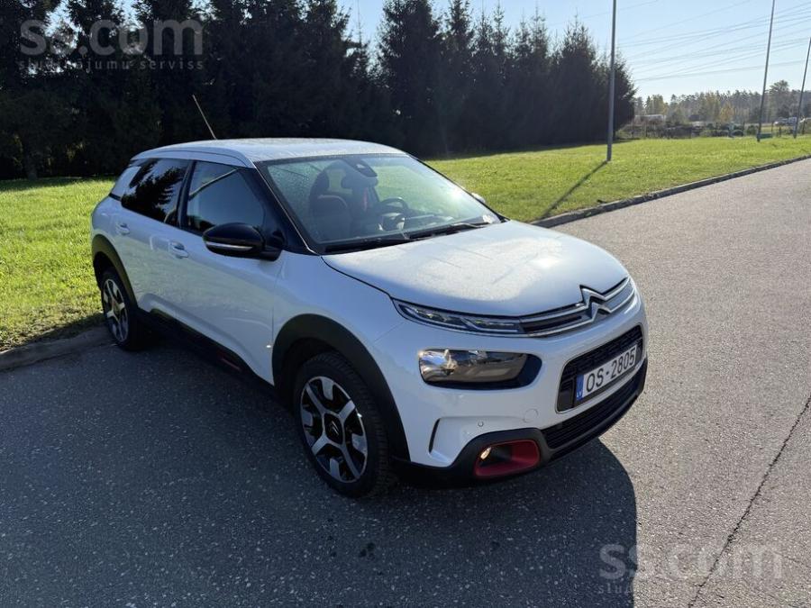Balts Citroen C4 Cactus 2018 Rīga, ar dzinēja tilpumu 1.20 L un nobraukumu 120 tūkst. km par 8350 €, foto 4 vietnē AUTOMOTO.COM.LV
