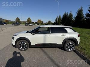 Balts Citroen C4 Cactus 2018 Rīga, ar dzinēja tilpumu 1.20 L un nobraukumu 120 tūkst. km par 8350 €, foto 6 vietnē AUTOMOTO.COM.LV