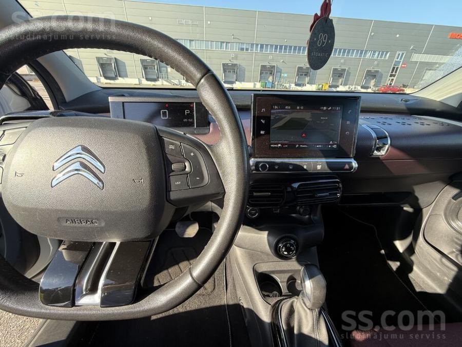 Balts Citroen C4 Cactus 2018 Rīga, ar dzinēja tilpumu 1.20 L un nobraukumu 120 tūkst. km par 8350 €, foto 15 vietnē AUTOMOTO.COM.LV