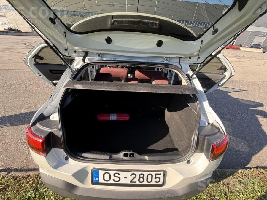 Balts Citroen C4 Cactus 2018 Rīga, ar dzinēja tilpumu 1.20 L un nobraukumu 120 tūkst. km par 8350 €, foto 19 vietnē AUTOMOTO.COM.LV