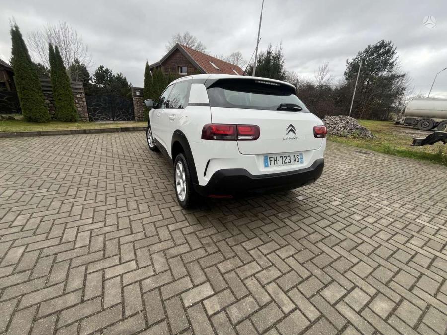 Balts Citroen C4 Cactus 2019 Tauragė, ar dzinēja tilpumu 1.50 L un nobraukumu 191 tūkst. km par 5300 €, foto 6 vietnē AUTOMOTO.COM.LV