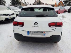 White Citroen C4 Cactus 2019 in Taurage, with an engine capacity of 1.50 L and mileage of 65 thousand km for 6300 €, photo 4 on AUTOMOTO.COM.LV