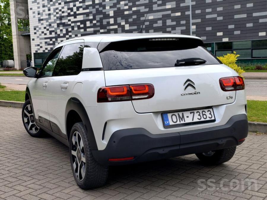Balts Citroen C4 Cactus 2019 Jelgava, ar dzinēja tilpumu 1.20 L un nobraukumu 0 tūkst. km par 7990 €, foto 6 vietnē AUTOMOTO.COM.LV