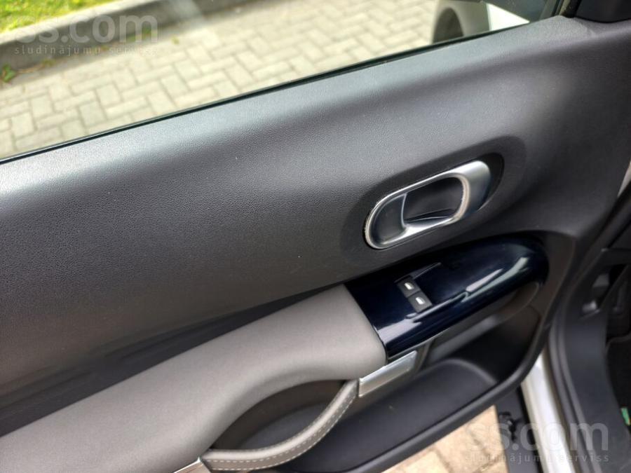 Balts Citroen C4 Cactus 2019 Jelgava, ar dzinēja tilpumu 1.20 L un nobraukumu 0 tūkst. km par 7990 €, foto 25 vietnē AUTOMOTO.COM.LV