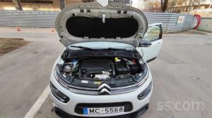 Белый Ситроен C4 Кактус 2019 в Рига, объемом двигателя 1.20 л и пробегом 74 тыс. км за 9450 €, фото 17 на AUTOMOTO.COM.LV