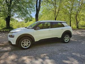 White Citroen C4 Cactus 2019 in Taurage, with an engine capacity of 1.50 L and mileage of 173 thousand km for 7700 €, photo 4 on AUTOMOTO.COM.LV