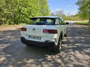 White Citroen C4 Cactus 2019 in Taurage, with an engine capacity of 1.50 L and mileage of 173 thousand km for 7700 €, photo 14 on AUTOMOTO.COM.LV