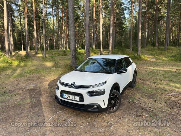 Balts Citroen C4 Cactus 2019 Narva, ar dzinēja tilpumu 1.50 L un nobraukumu 105 tūkst. km par 7850 €, foto 1 vietnē AUTOMOTO.COM.LV