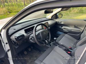 Белый Ситроен C4 Кактус 2019 в Нарва, объемом двигателя 1.50 л и пробегом 105 тыс. км за 7850 €, фото 7 на AUTOMOTO.COM.LV