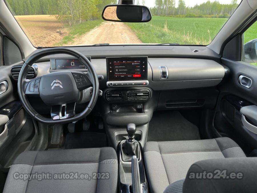Balts Citroen C4 Cactus 2020 Tallina, ar dzinēja tilpumu 1.50 L un nobraukumu 125 tūkst. km par 8500 €, foto 7 vietnē AUTOMOTO.COM.LV