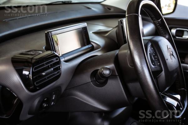 Balts Citroen C4 Cactus 2020 Rīga, ar dzinēja tilpumu 1.20 L un nobraukumu 0 tūkst. km par 7500 €, foto 10 vietnē AUTOMOTO.COM.LV