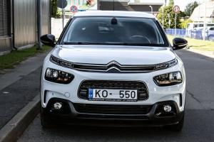 Balts Citroen C4 Cactus 2020 Rīga, ar dzinēja tilpumu 1.20 L un nobraukumu 98 tūkst. km par 7500 €, foto 4 vietnē AUTOMOTO.COM.LV