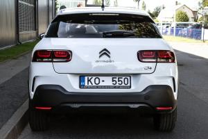 Balts Citroen C4 Cactus 2020 Rīga, ar dzinēja tilpumu 1.20 L un nobraukumu 98 tūkst. km par 7500 €, foto 5 vietnē AUTOMOTO.COM.LV