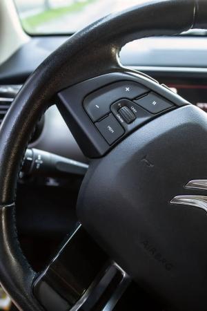 Balts Citroen C4 Cactus 2020 Rīga, ar dzinēja tilpumu 1.20 L un nobraukumu 98 tūkst. km par 7500 €, foto 9 vietnē AUTOMOTO.COM.LV
