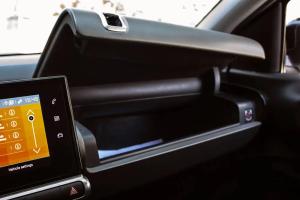 Balts Citroen C4 Cactus 2020 Rīga, ar dzinēja tilpumu 1.20 L un nobraukumu 98 tūkst. km par 7500 €, foto 14 vietnē AUTOMOTO.COM.LV