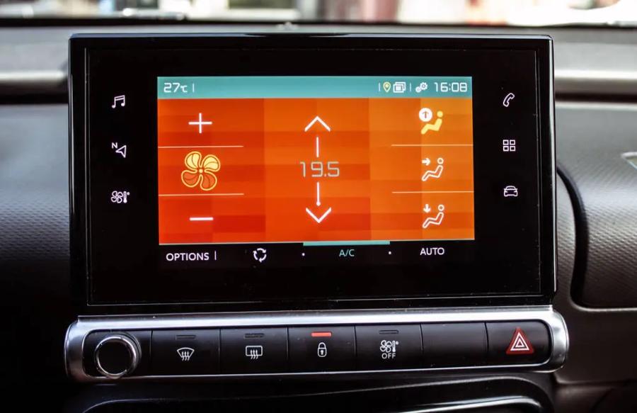 Balts Citroen C4 Cactus 2020 Rīga, ar dzinēja tilpumu 1.20 L un nobraukumu 98 tūkst. km par 7500 €, foto 19 vietnē AUTOMOTO.COM.LV