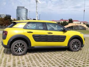 Yellow Citroen C4 Cactus 2014 in Vilnius, with an engine capacity of 1.20 L and mileage of 109 thousand km for 3500 €, photo  on AUTOMOTO.COM.LV