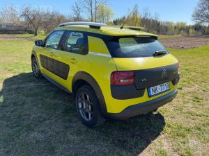 Dzeltens Citroen C4 Cactus 2015 Rēzekne, ar dzinēja tilpumu 1.60 L un nobraukumu 149 tūkst. km par 6000 €, foto  vietnē AUTOMOTO.COM.LV