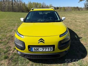 Dzeltens Citroen C4 Cactus 2015 Rēzekne, ar dzinēja tilpumu 1.60 L un nobraukumu 149 tūkst. km par 6000 €, foto 4 vietnē AUTOMOTO.COM.LV