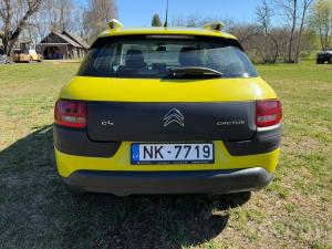 Dzeltens Citroen C4 Cactus 2015 Rēzekne, ar dzinēja tilpumu 1.60 L un nobraukumu 149 tūkst. km par 6000 €, foto 11 vietnē AUTOMOTO.COM.LV