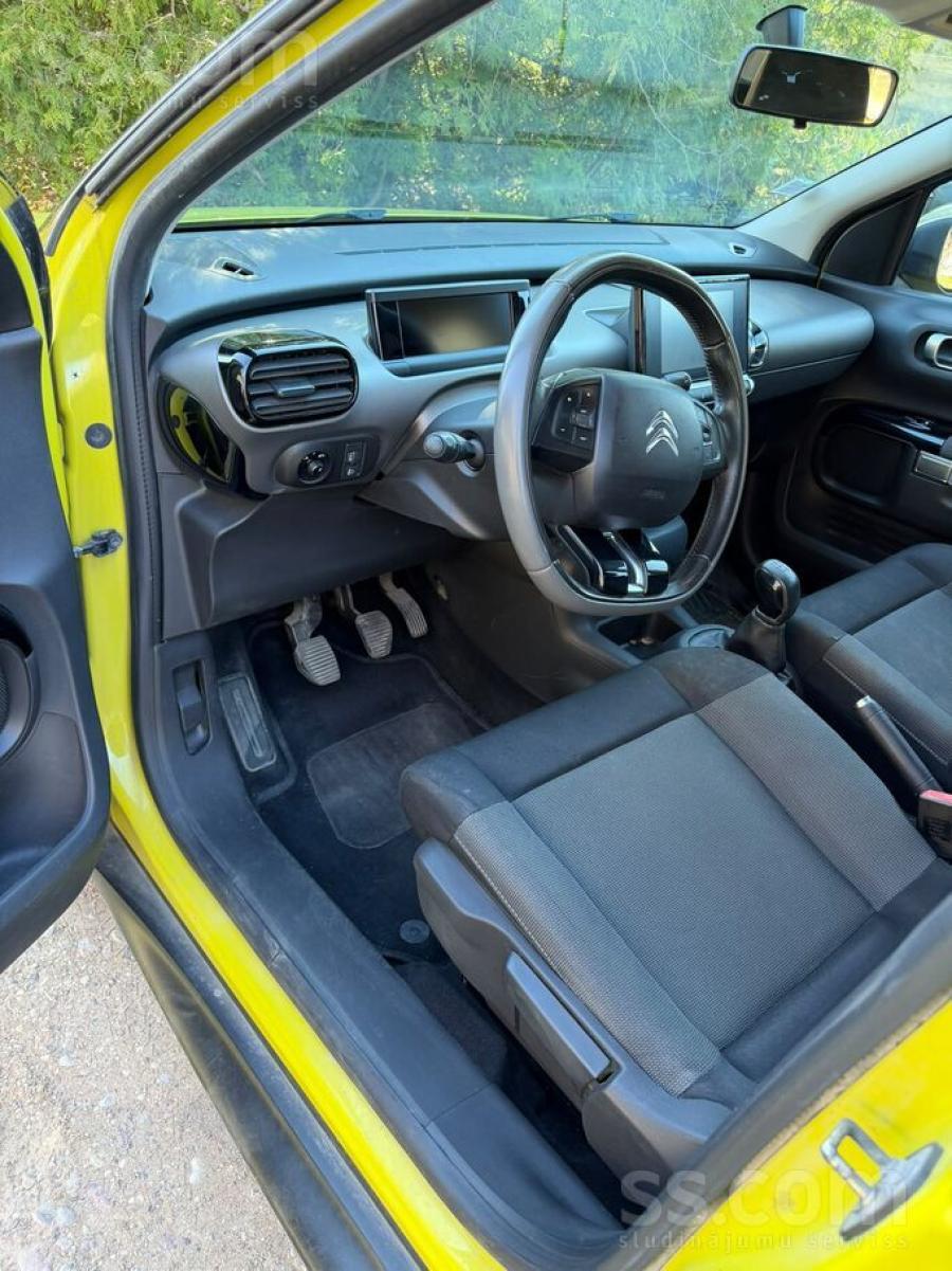 Dzeltens Citroen C4 Cactus 2015 Rēzekne, ar dzinēja tilpumu 1.60 L un nobraukumu 149 tūkst. km par 6000 €, foto 15 vietnē AUTOMOTO.COM.LV