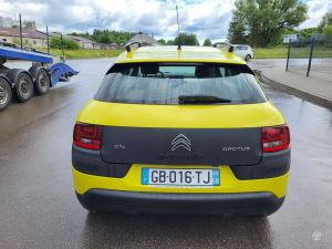 Yellow Citroen C4 Cactus 2015 in Taurage, with an engine capacity of 1.20 L and mileage of 118 thousand km for 4500 €, photo 6 on AUTOMOTO.COM.LV