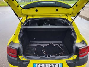 Yellow Citroen C4 Cactus 2015 in Taurage, with an engine capacity of 1.20 L and mileage of 118 thousand km for 4500 €, photo 12 on AUTOMOTO.COM.LV