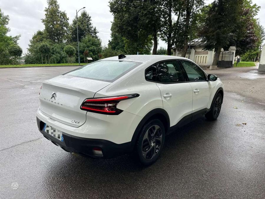 Citroen C4 2023 in Taurage, with an engine capacity of 1.50 L and mileage of 227 thousand km for 11900 €, photo 6 on AUTOMOTO.COM.LV