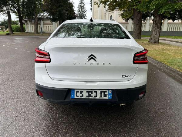 Citroen C4 2023 in Taurage, with an engine capacity of 1.50 L and mileage of 227 thousand km for 11900 €, photo 6 on AUTOMOTO.COM.LV