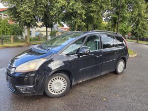Melns Citroen C4 Grand Picasso 2006 Alīta, ar dzinēja tilpumu 2.00 L un nobraukumu 243 tūkst. km par 1000 €, foto  vietnē AUTOMOTO.COM.LV