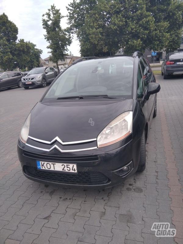 Черный Ситроен C4 Grand Picasso 2008 в Таураге, объемом двигателя 1.60 л и пробегом 268 тыс. км за 888 €, фото 1 на AUTOMOTO.COM.LV