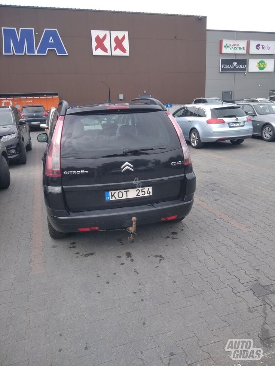 Черный Ситроен C4 Grand Picasso 2008 в Таураге, объемом двигателя 1.60 л и пробегом 268 тыс. км за 888 €, фото 6 на AUTOMOTO.COM.LV