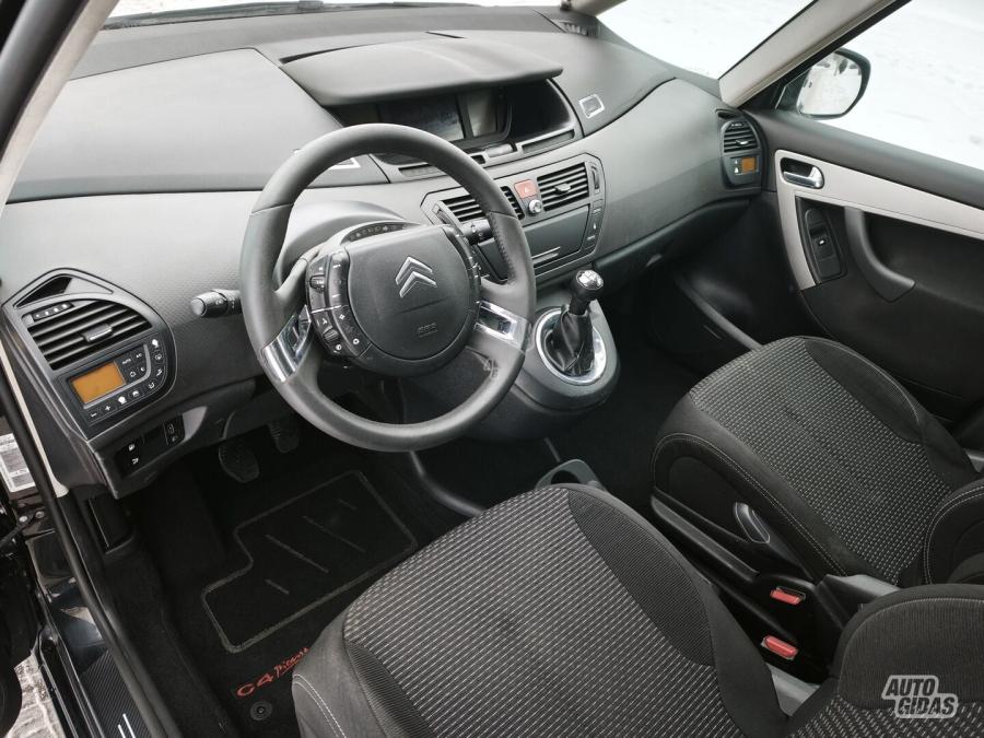 Melns Citroen C4 Grand Picasso 2010 Alīta, ar dzinēja tilpumu 1.60 L un nobraukumu 187 tūkst. km par 2350 €, foto 12 vietnē AUTOMOTO.COM.LV