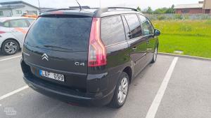 Melns Citroen C4 Grand Picasso 2010 Kauņa, ar dzinēja tilpumu 2.00 L un nobraukumu 275 tūkst. km par 1999 €, foto 5 vietnē AUTOMOTO.COM.LV