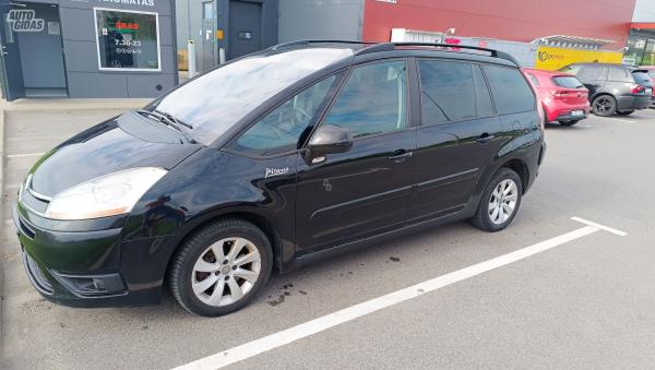 Black Citroen C4 Grand Picasso 2010 in Kaunas, with an engine capacity of 2.00 L and mileage of 275 thousand km for 1999 €, photo 7 on AUTOMOTO.COM.LV