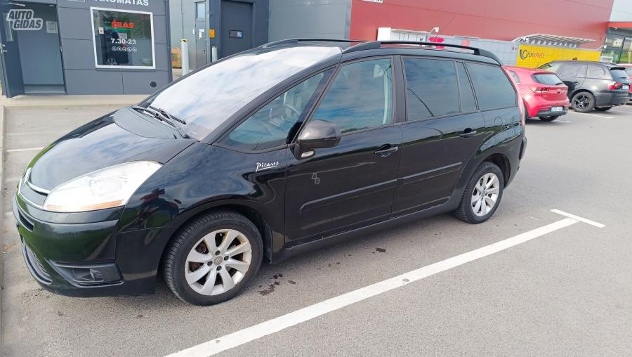 Melns Citroen C4 Grand Picasso 2010 Kauņa, ar dzinēja tilpumu 2.00 L un nobraukumu 275 tūkst. km par 1999 €, foto 7 vietnē AUTOMOTO.COM.LV