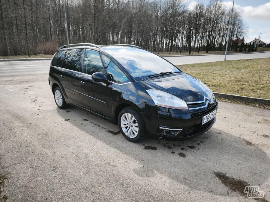 Черный Ситроен C4 Grand Picasso 2010 в Алитус, объемом двигателя 1.60 л и пробегом 187 тыс. км за 2200 €, фото 1 на AUTOMOTO.COM.LV