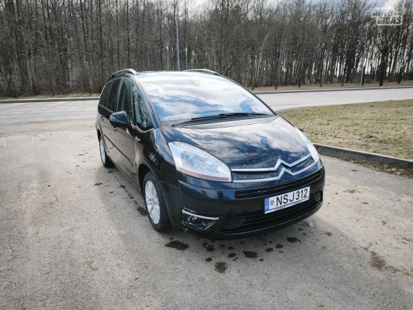 Melns Citroen C4 Grand Picasso 2010 Alīta, ar dzinēja tilpumu 1.60 L un nobraukumu 187 tūkst. km par 2200 €, foto 2 vietnē AUTOMOTO.COM.LV