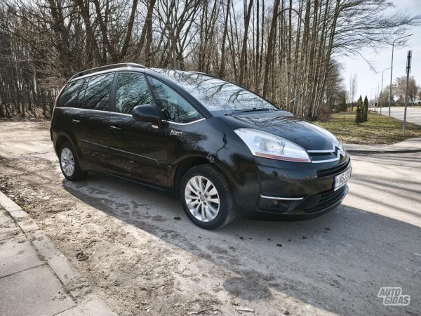 Black Citroen C4 Grand Picasso 2010 in Alytus, with an engine capacity of 1.60 L and mileage of 187 thousand km for 2000 €, photo 5 on AUTOMOTO.COM.LV