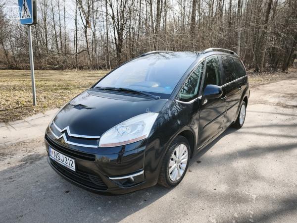 Black Citroen C4 Grand Picasso 2010 in Alytus, with an engine capacity of 1.60 L and mileage of 187 thousand km for 1950 €, photo 4 on AUTOMOTO.COM.LV