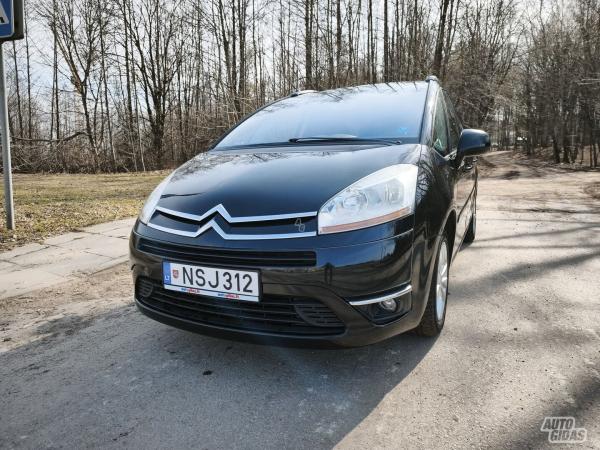 Black Citroen C4 Grand Picasso 2010 in Alytus, with an engine capacity of 1.60 L and mileage of 187 thousand km for 1950 €, photo 5 on AUTOMOTO.COM.LV