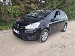 Black Citroen C4 Grand Picasso 2010 in Mazeikiai, with an engine capacity of 1.60 L and mileage of 285 thousand km for 1450 €, photo 3 on AUTOMOTO.COM.LV